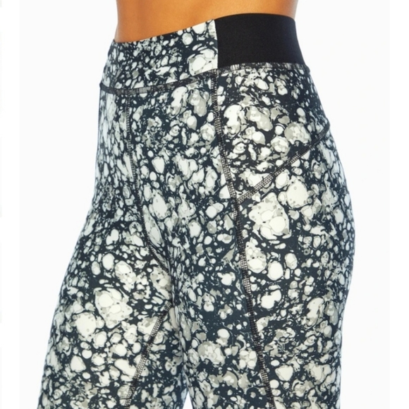 Marika | Pants & Jumpsuits | Nwtmarika Cycle 78 Dark Leppard Leggings ...
